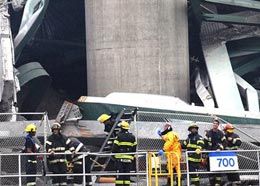 Several killed in Minneapolis bridge collapse