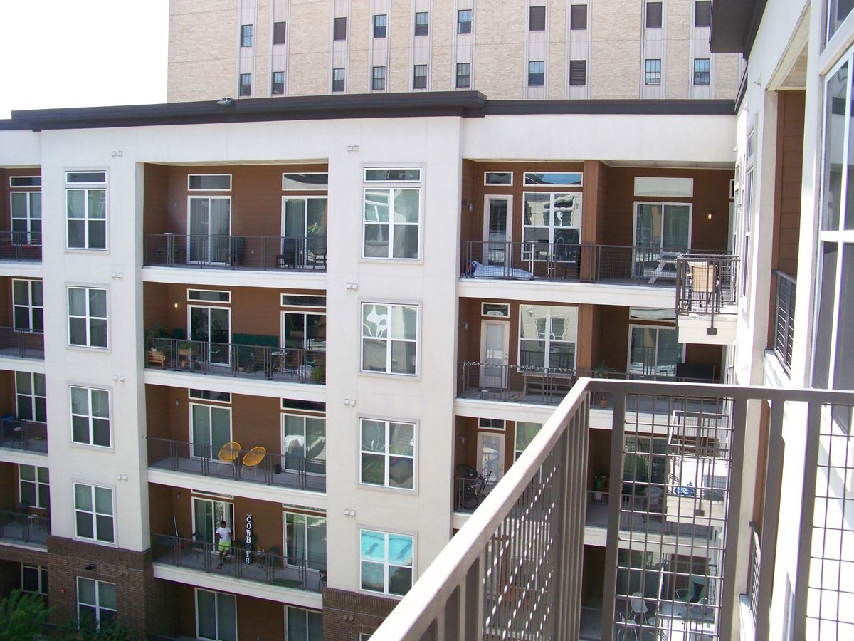 Firefighter training and tactics for mid-rise and low-rise building