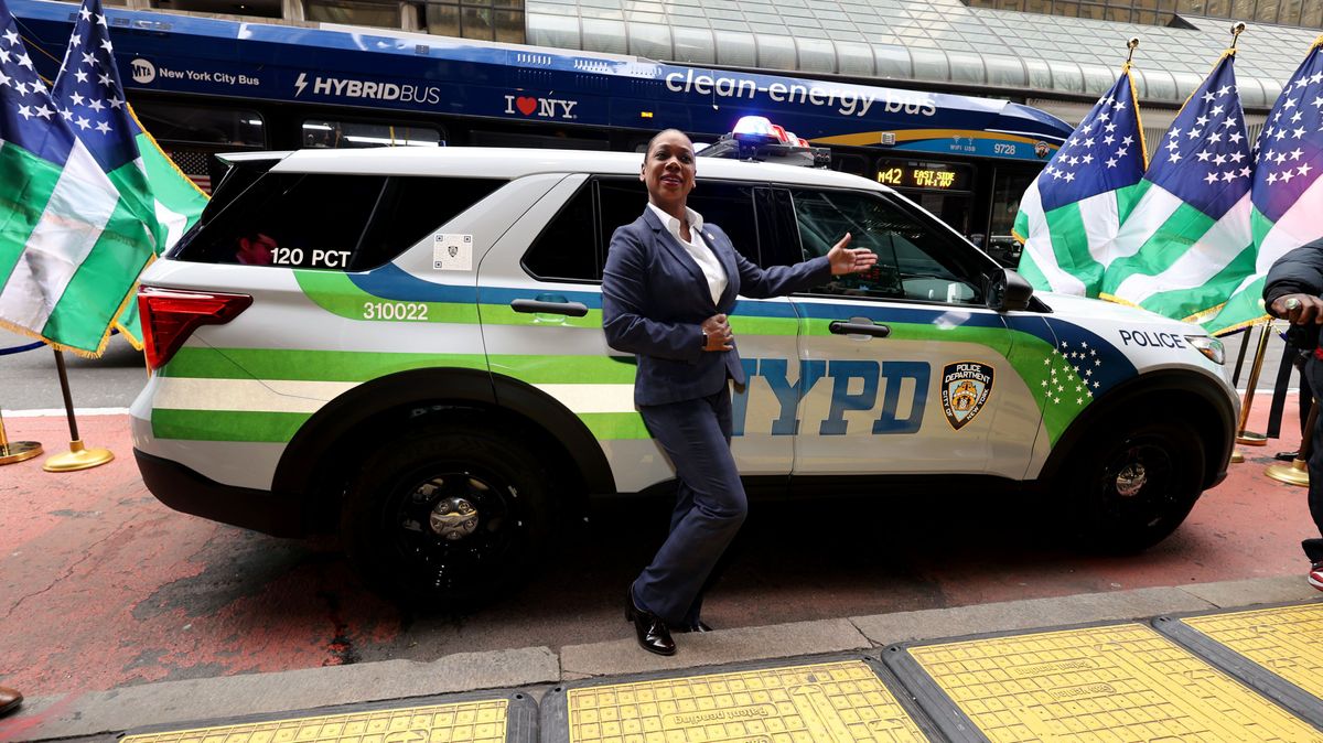 NYPD to redesign 'iconic' cruisers, including addition of new 360 ...