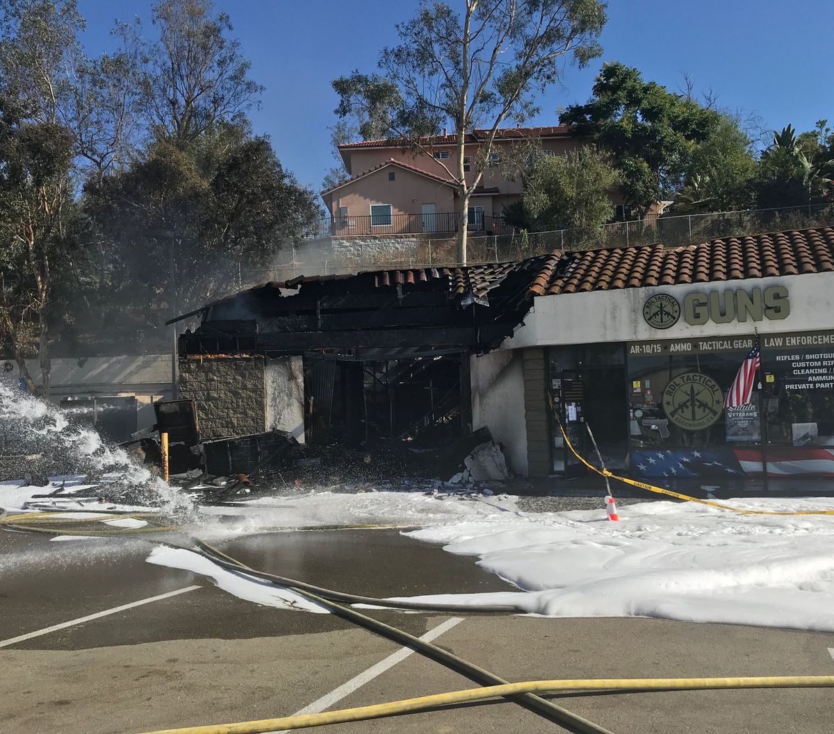 Calif. firefighter injured by roof collapse