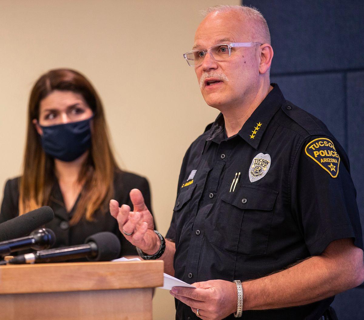 Tucson police chief offers resignation after man's in-custody death