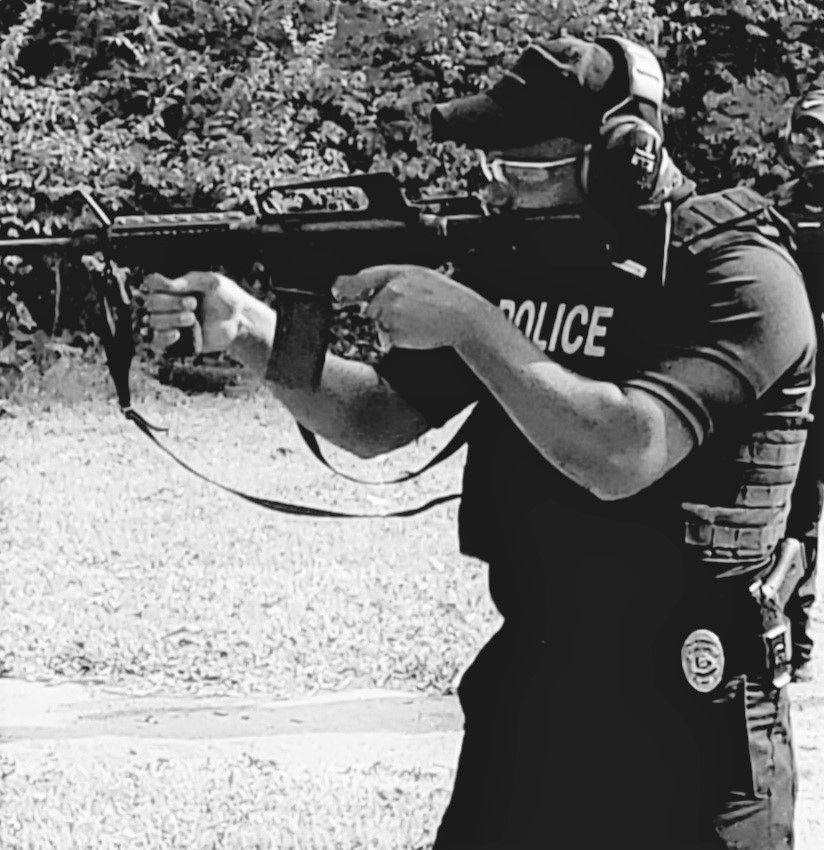 Police firearms training: AR-15 rifle class