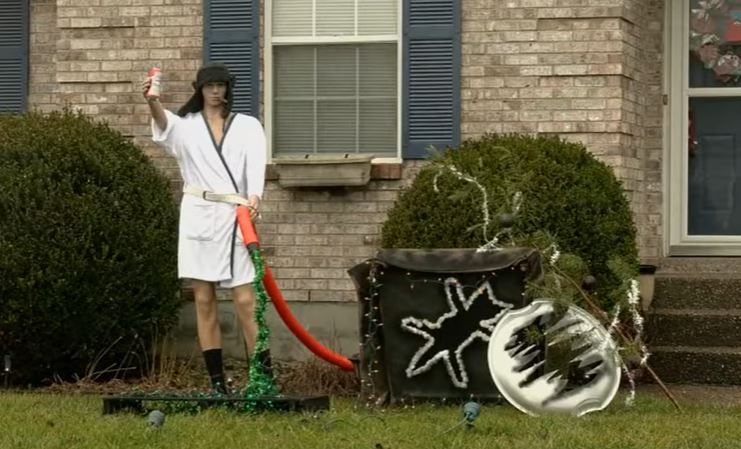 'Cousin Eddie' display in Kentucky leads to police response