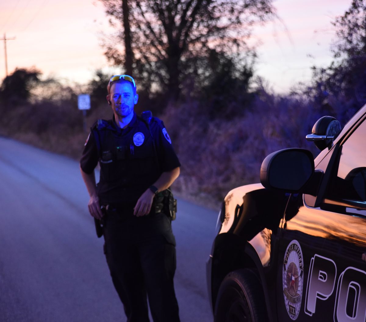 What are the characteristics of a great backup officer?