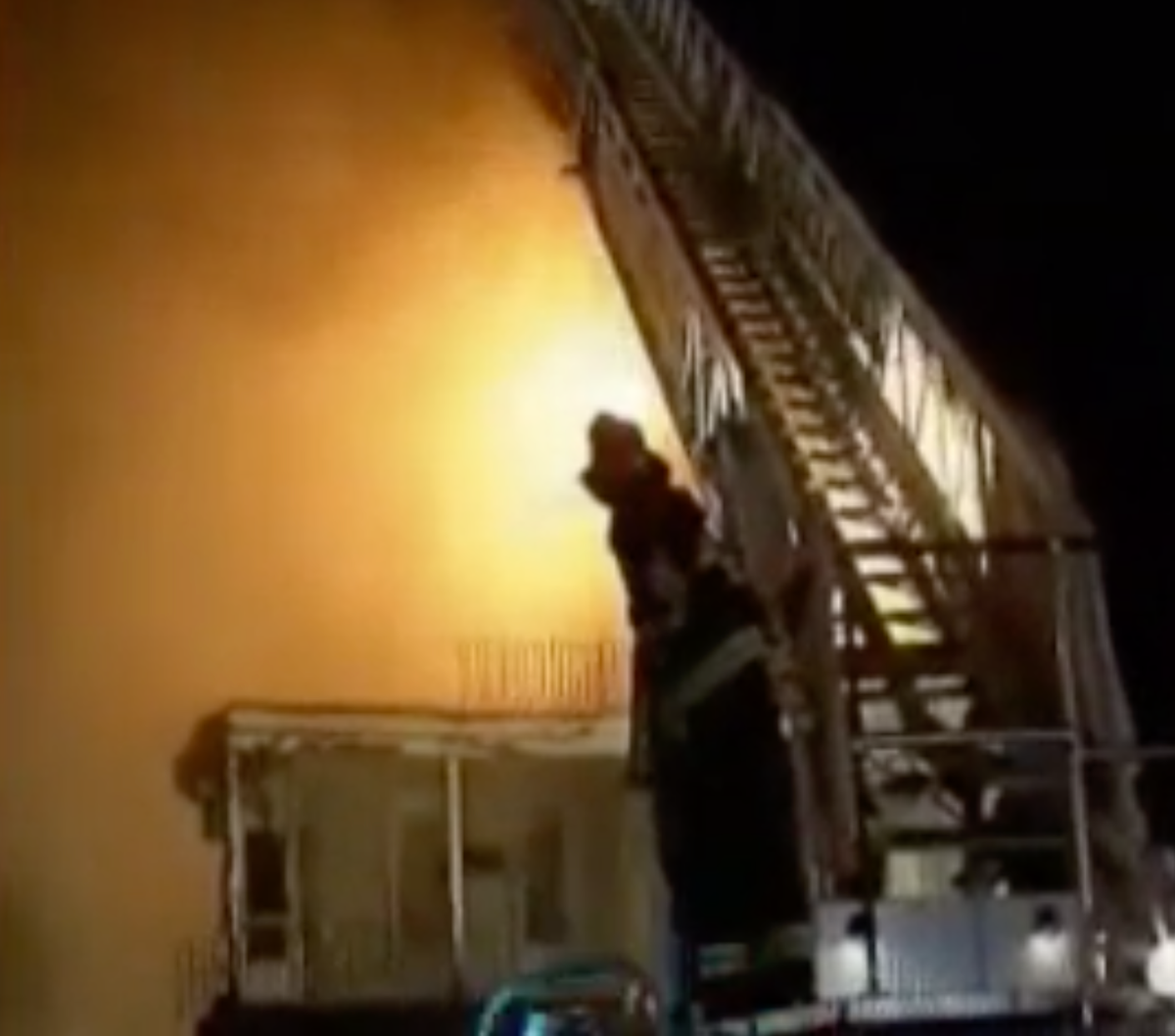 How to avoid firefighter injuries during structure collapse