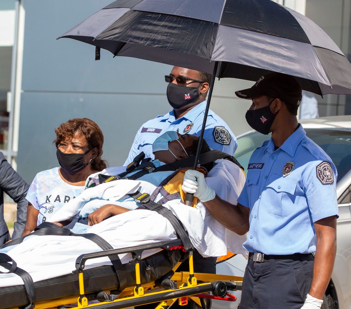 Cop injured on-duty gets new handicap-accessible van