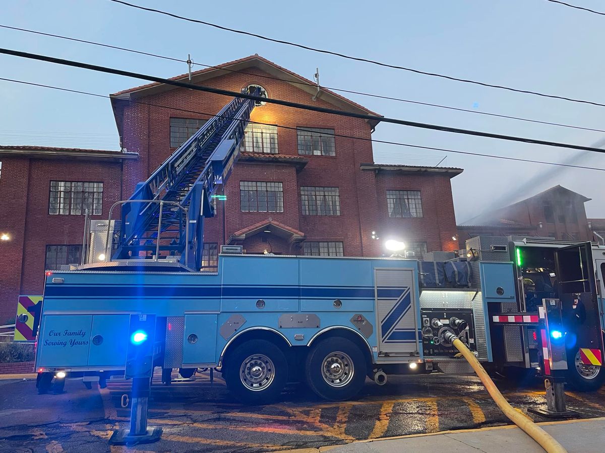 Video: Over 300 inmates evacuated during Texas prison fire