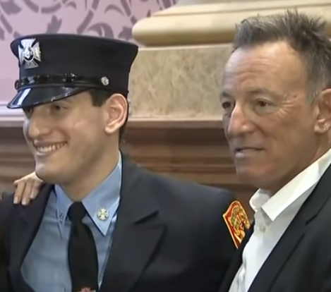 Sam Springsteen's Instagram, Twitter & Facebook on IDCrawl