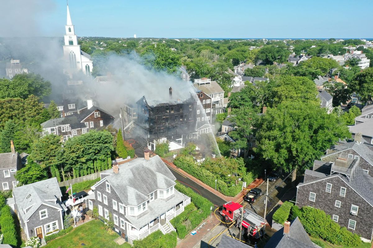 Videos: Off-duty captain helps guests escape fire that destroys ...