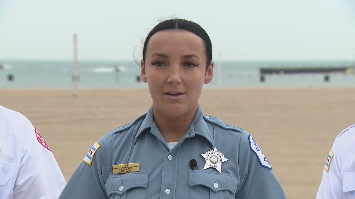 Chicago officer jumps into lake, rescues drowning woman