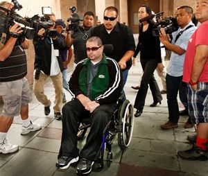 Bryan Stow attends beating trial as it nears end