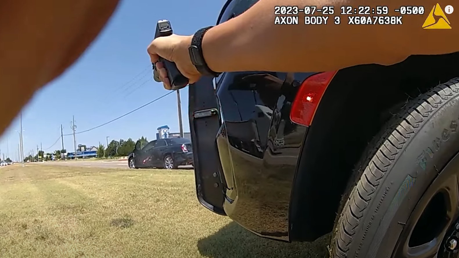 Une vidéo montre une fusillade entre la police du Texas et un suspect ... Une vidéo montre une fusillade entre la police du Texas et un suspect ...