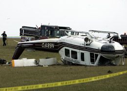 Chicago Fire Department helicopter crash-lands on lakefront