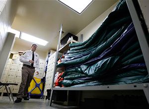 10 suggestions for handling prison overcrowding